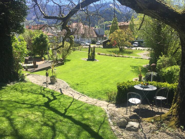 Newly Renovated Loft With Garden + Mountain Views - Austria