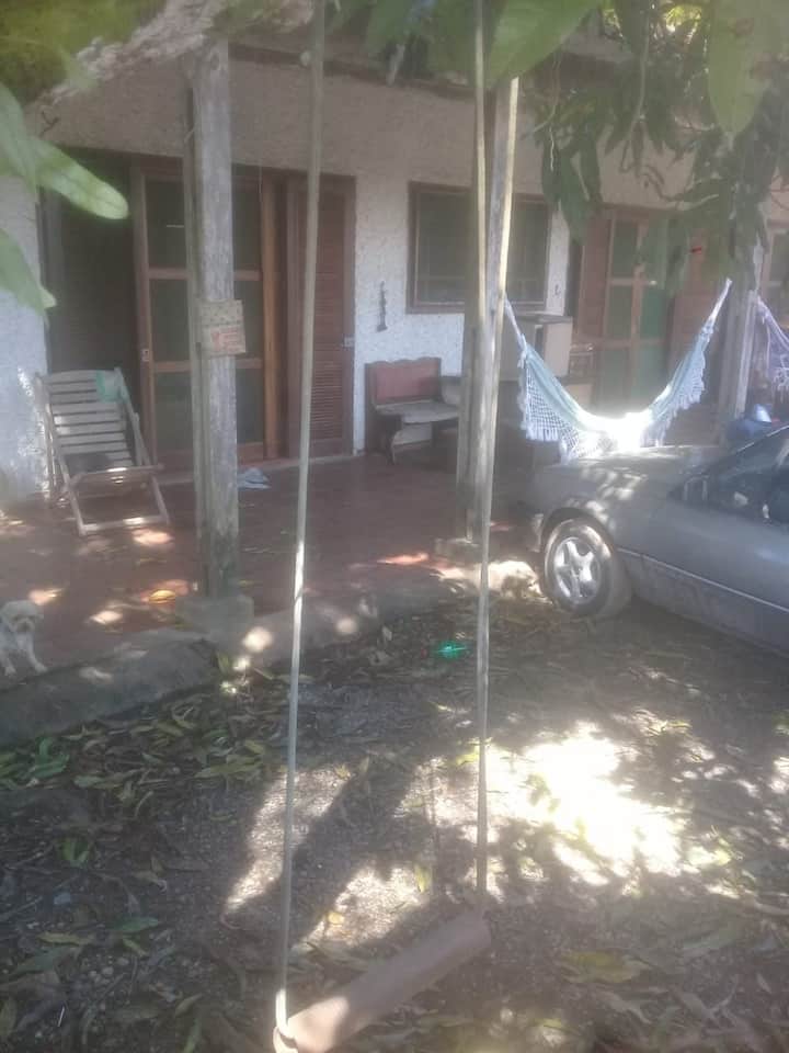 Casa P/ 10 Pessoas. 8min Da Praia.área P/churrasco - Peruíbe
