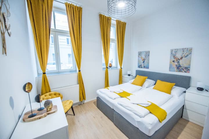 Großzügige Wohnung Für 10 Personen - Vienna