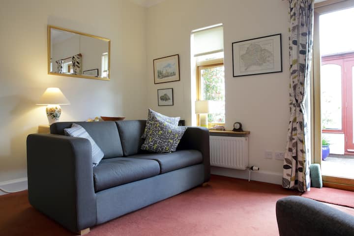 Smart Ground Floor 2bd Parking - Edinburgh