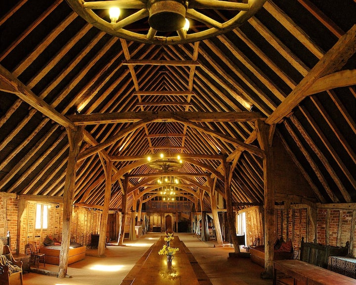 Glorious Tudor Barn In Rural Suffolk - Lavenham