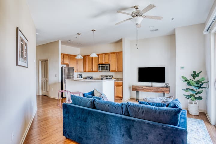 2 Bedroom Apt, Washer/dryer, Fast Wi-fi - Greenville