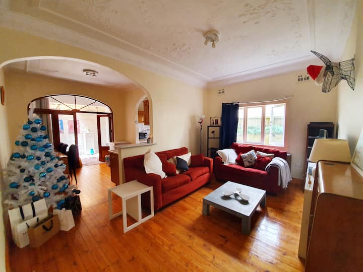 Beach House In The Heart Of North Bondi - Bondi Beach