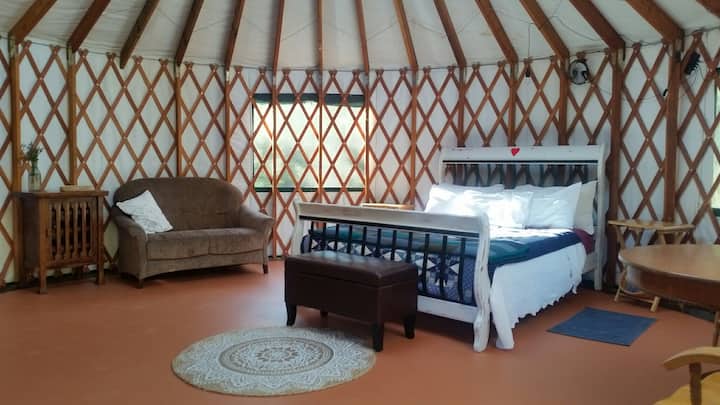 Sandy Bay Hideaway,tutukaka Coast / Riversong Yurt - Hikurangi