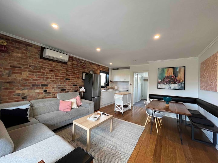 Cosy One Bedroom In Excellent Location - Melbourne