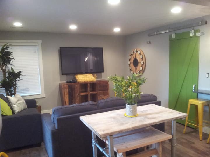 Immaculate Completely Remodeled 2br - St. George, USA