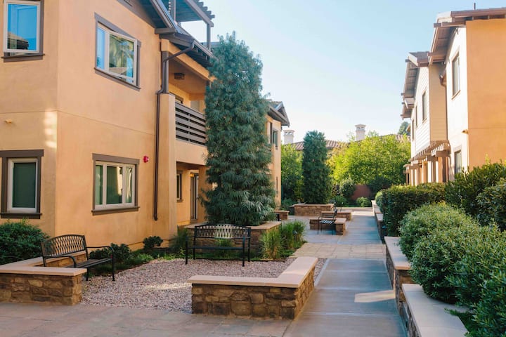 New Unit2b2b/free Parking/cozy - Pasadena