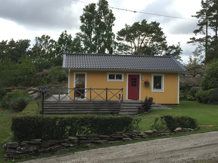 Stuga, Västkusten, Bastu. Cykelavstånd Till Havet. - Stenungsund