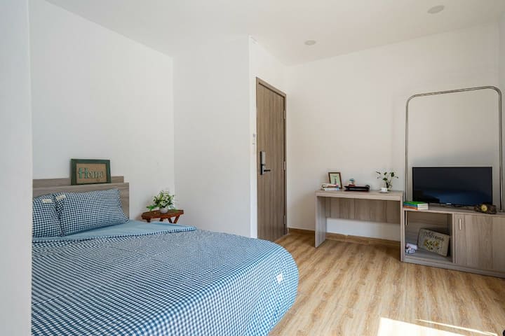 Super Big Window! Off 50% For Monthly Booking@new - Ho Chi Minh City