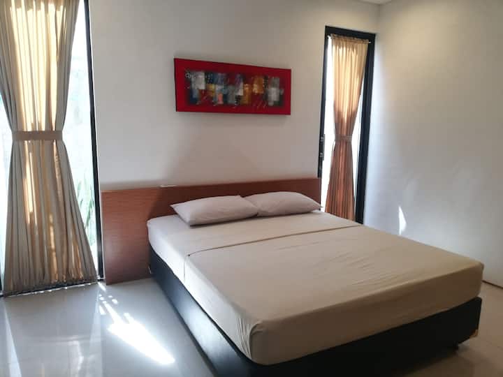 Manu Sekuta Apartment - Denpasar