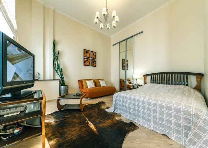 Nice Apartment, Pushkins'ka 31 - Kiev