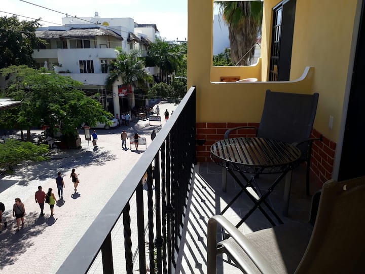 Loft Vintage Sobre 5ta Av. Con Balcón. 2pax - Playa del Carmen