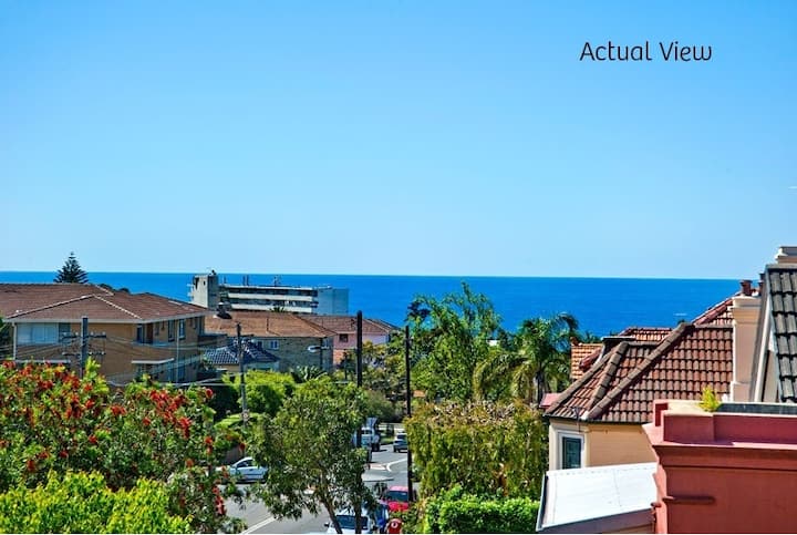 Open Modern Coastal 2 Bedroom Apartment - 邦代海灘