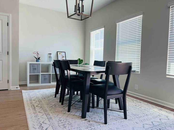 Peaceful Room With Lake View - Auburn, AL