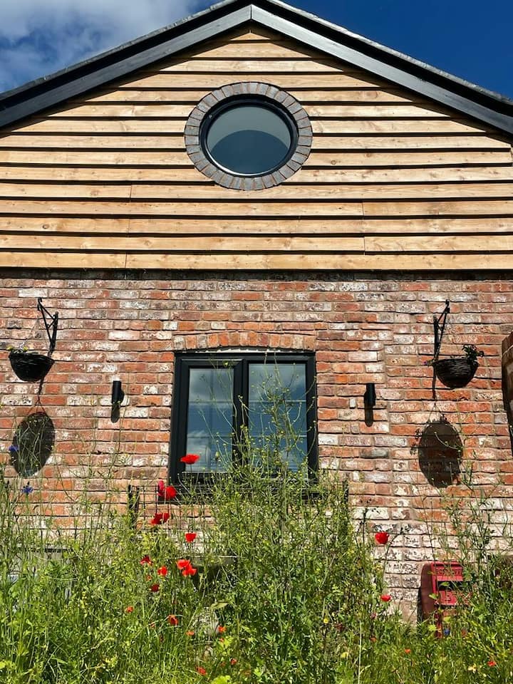 Barn Conversion, Beautifully Restored. - Cheshire