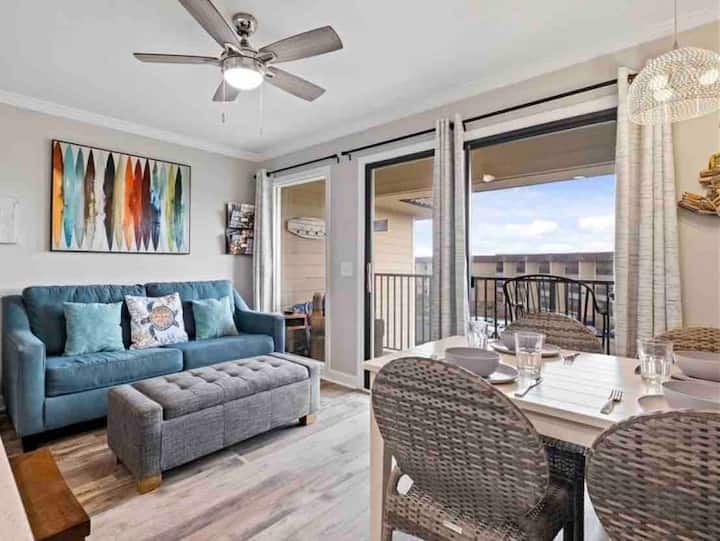 Napier's Hilton Hideaway I 1 Br I Steps From Ocean - Hilton Head Island, SC