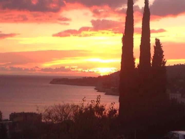 Klimatisierte Luxuswohnung Cassis. Terrasse Mit Meerblick. Strand Und Stadtzentrum Zu Fuß Erreichbar - Cassis