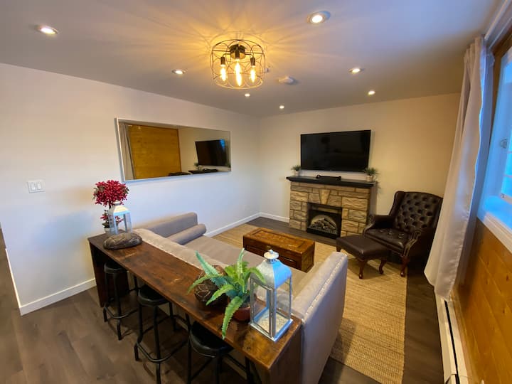 The Madison - 2 Bdrm Stylish Apartment By Lrt! - Edmonton