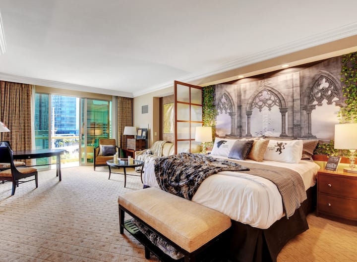 [Game Of Thrones] 180-degree Strip View W/balcony - Las Vegas
