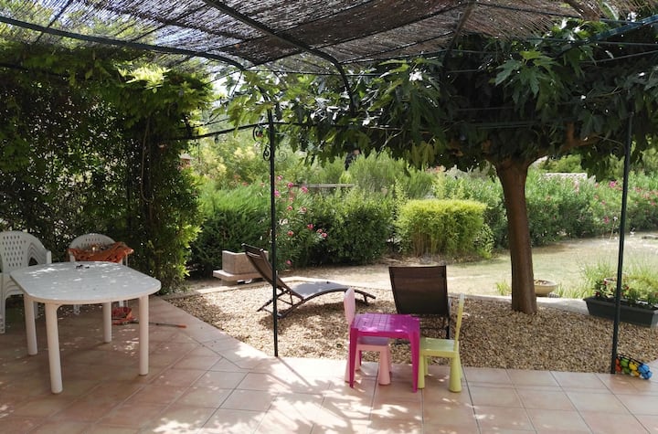 L Escapade Gardoise - Châteauneuf-du-Pape