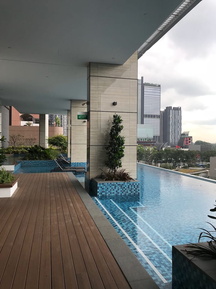 New 2 Bed Luxury Condo Near Cbd/mbs - Singapur