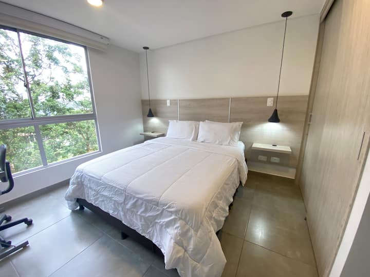 Apartaestudio En Av Centenario Con Balcón, Piscina - Armenia, Colombia