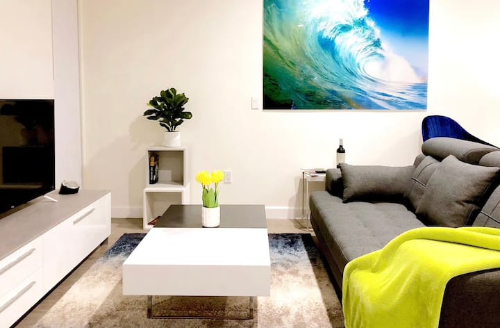 Stay In A Stylish Downtown Studio In Pasadena - Pasadena, CA