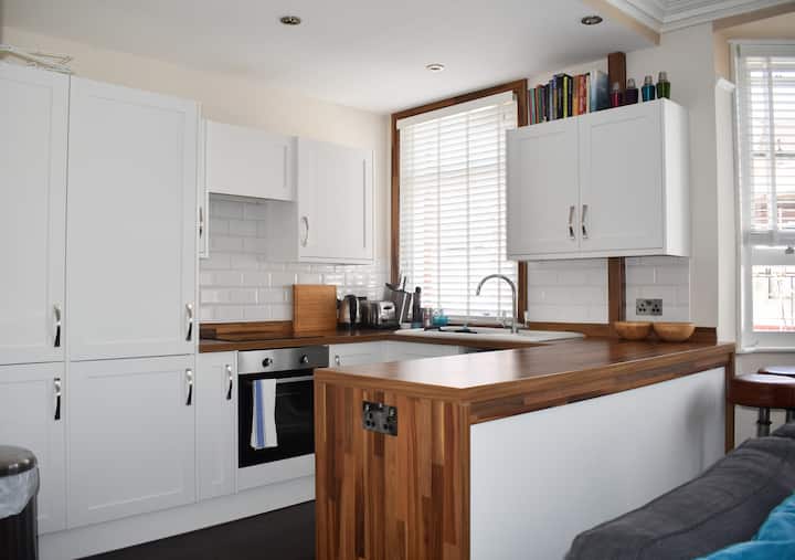 Delightful 1bd Flat In Brilliant Hove Location - Brighton