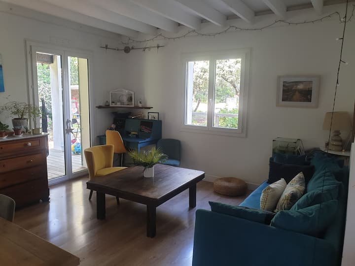 Jolie Villa Dans Le Sud   Vue  & Piscine Hors-sol - Sommières