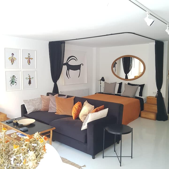 Comfortable  Flat With Terrace In Cihangir - Estambul