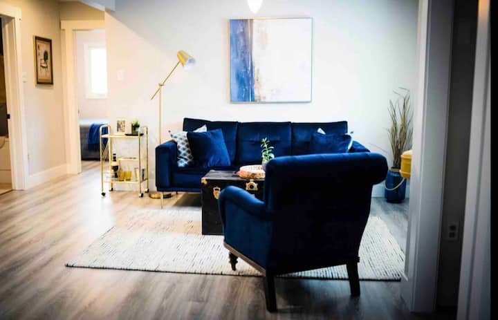 Retro Oceanfront - Clarenville