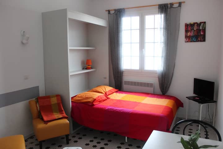 T1 Calme Centre Ville, 50m Plage, Terrasse, Renové - San Juan de Luz