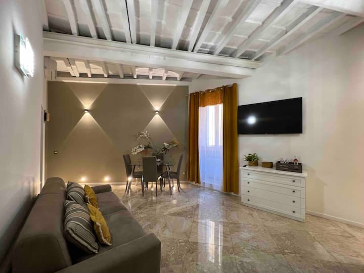 Elegant Navona Home - Vatican City