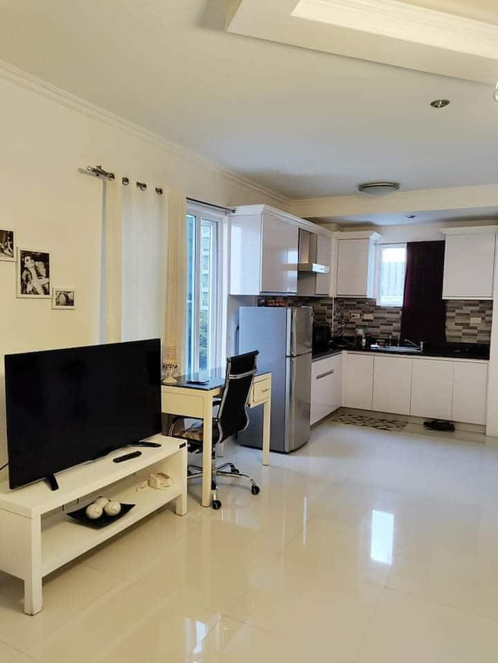 Studio Type Condo - Angeles