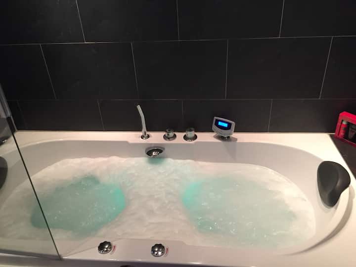 Jacuzzi Amsterdam Center Sunny Top Floor Apartment - Amsterdam