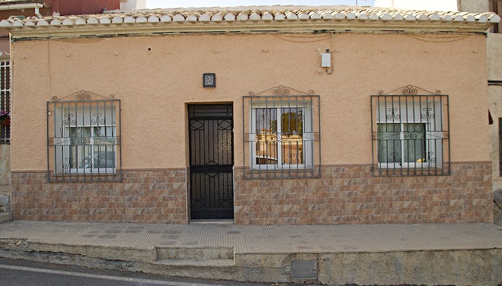 Cómoda Casa En Aigües.  Relájate Y Disfruta - El Campello