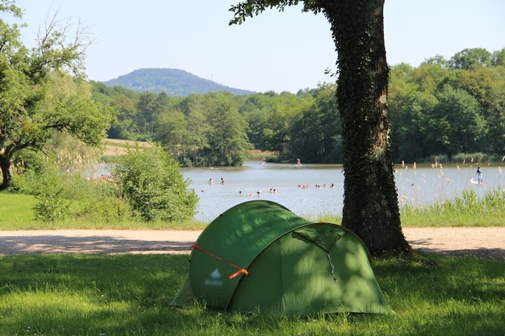 Emplacement 2 Personnes Dans Un Camping Familial. - Bourg-en-Bresse