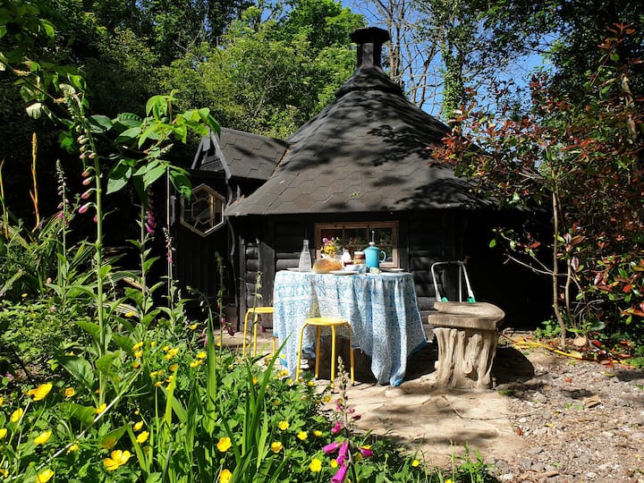 The Owl Box: A Secluded, Close To Beach Getaway -