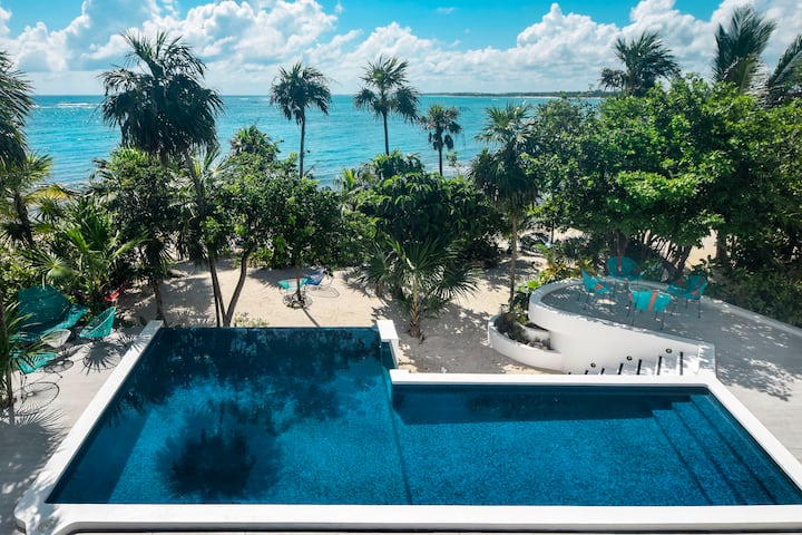 Beachfront Villa, infinity Pool, Private Chef. - Villas for Rent in ...