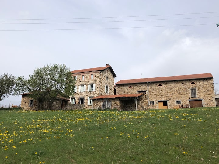 Ferme Rénovée. Vue Magnifique. Calme Absolu. - France