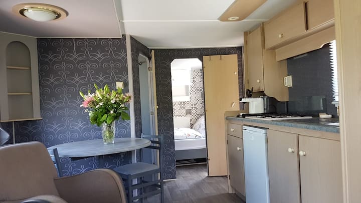 Gezellige Caravan In Oostvoorne! - Hook of Holland