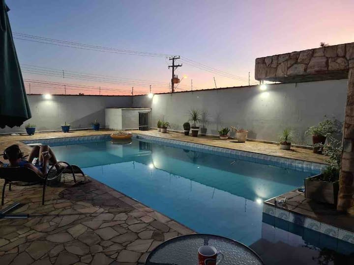 Casa Grande Com Piscina E áRea De Churrasqueira - Águas de São Pedro