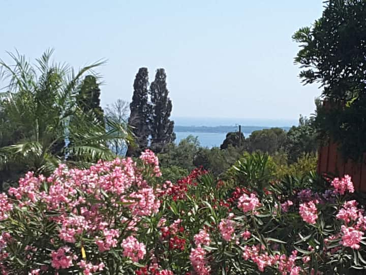 Petite Maison Jolie Vue Mer - Valbonne