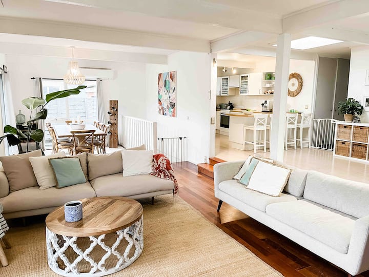 3 Bedroom Family Home In Freshy - Manly