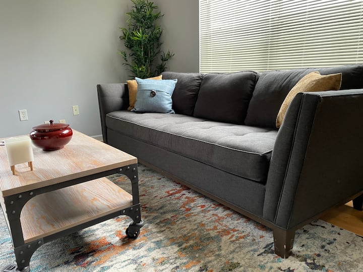 Th Near Dt & 1.3 Miles To Mercedes Benz Stadium - Atlanta, GA