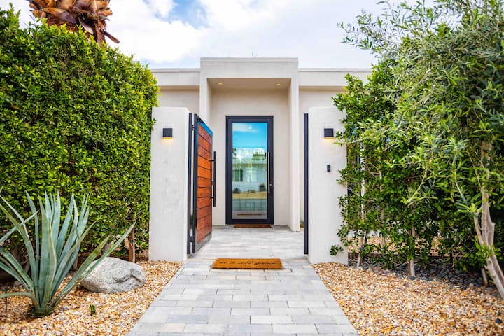 Historic Movie Colony Walkable To Downtown - Palm Springs, CA