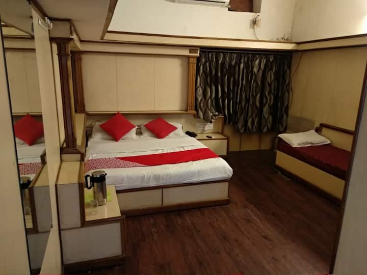 Room Hall/ Hotel Lasa - 莫烏恩特阿布