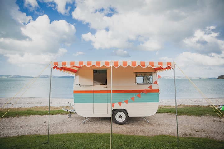Retro Caravan Nights - Waiheke Island