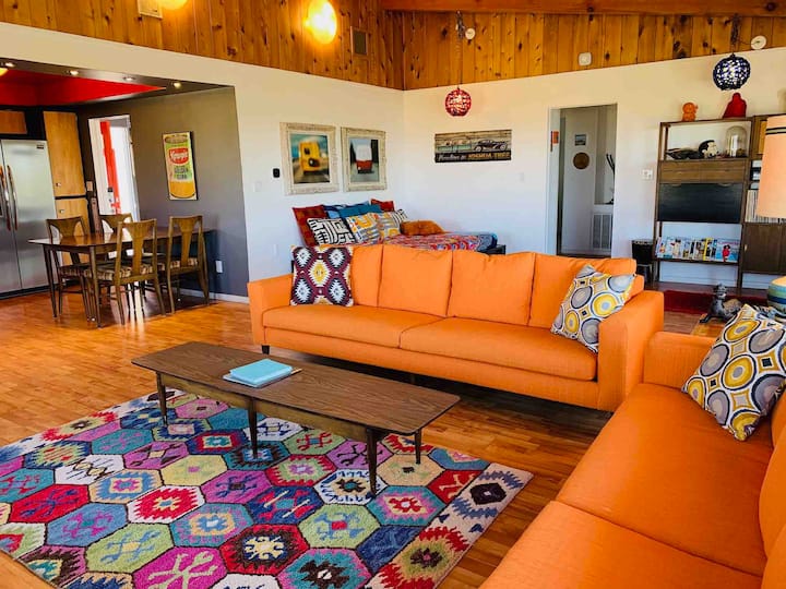 Getaway With Family, Friends & Couples - Joshua Tree, CA