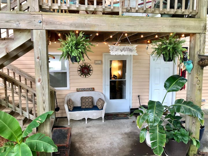 Sunset Palms! Pet Friendly, Close To Bogue Pier! - Emerald Isle, NC
